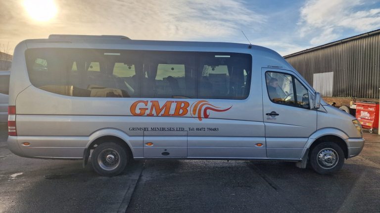 Home [www.grimsbyminibuses.co.uk]